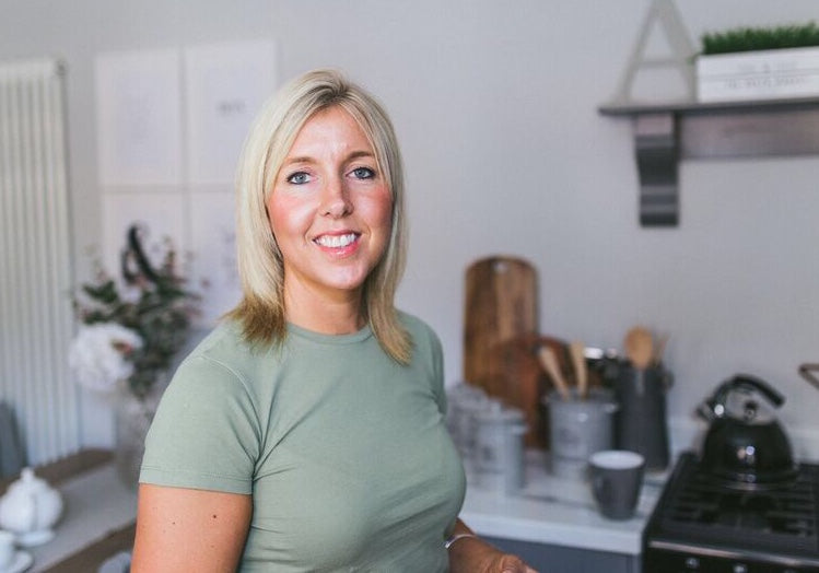 Anna at Abode